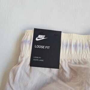 Nike | Shorts | Nike Sportswear Icon Clash Colorblock Shorts Women ...